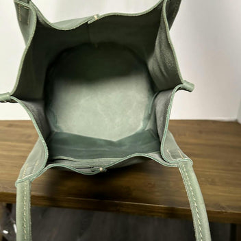 Devan Bucket Tote – Portland Leather